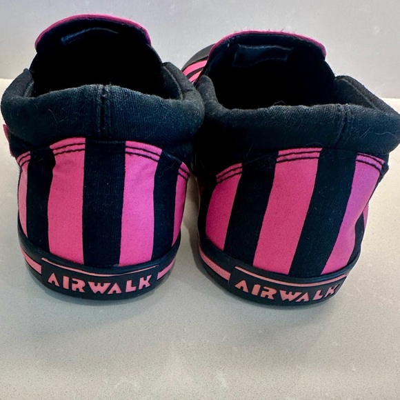 Airwalk | Shoes | Vintage 9s Airwalk Pink And Black Skull Slipon Shoes Womens Size 85 | Poshmark
